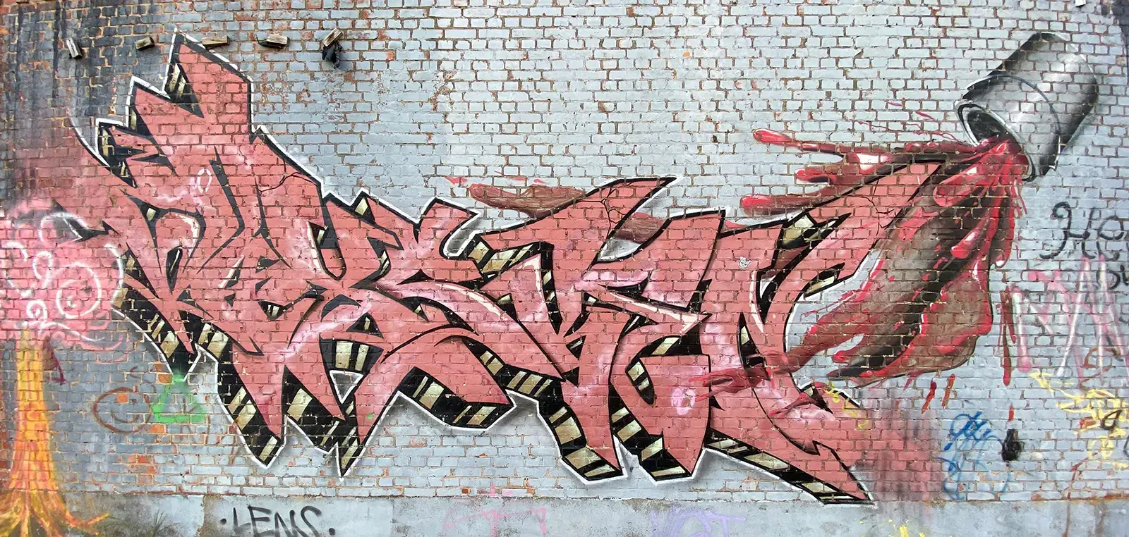 Por qué los graffiteros firman con seudónimos - Estudio Graffiti